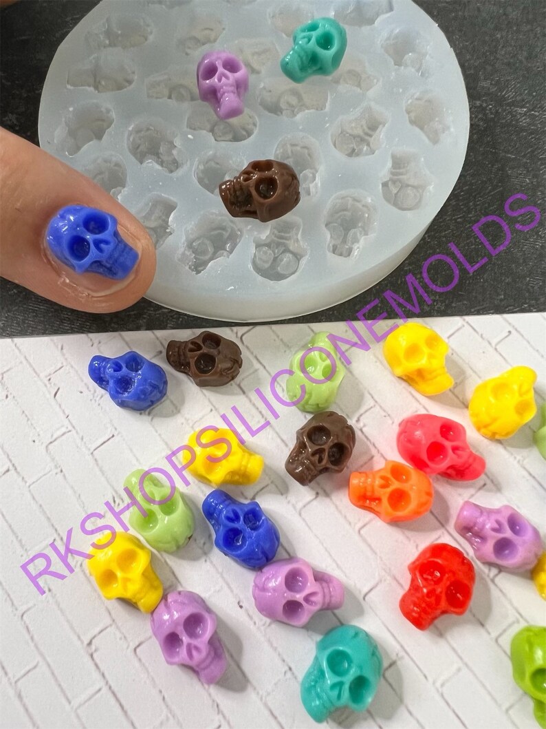 Skulls Silicone Mold Very Tiny for Fondant-resin-handcrafts-polymer ...