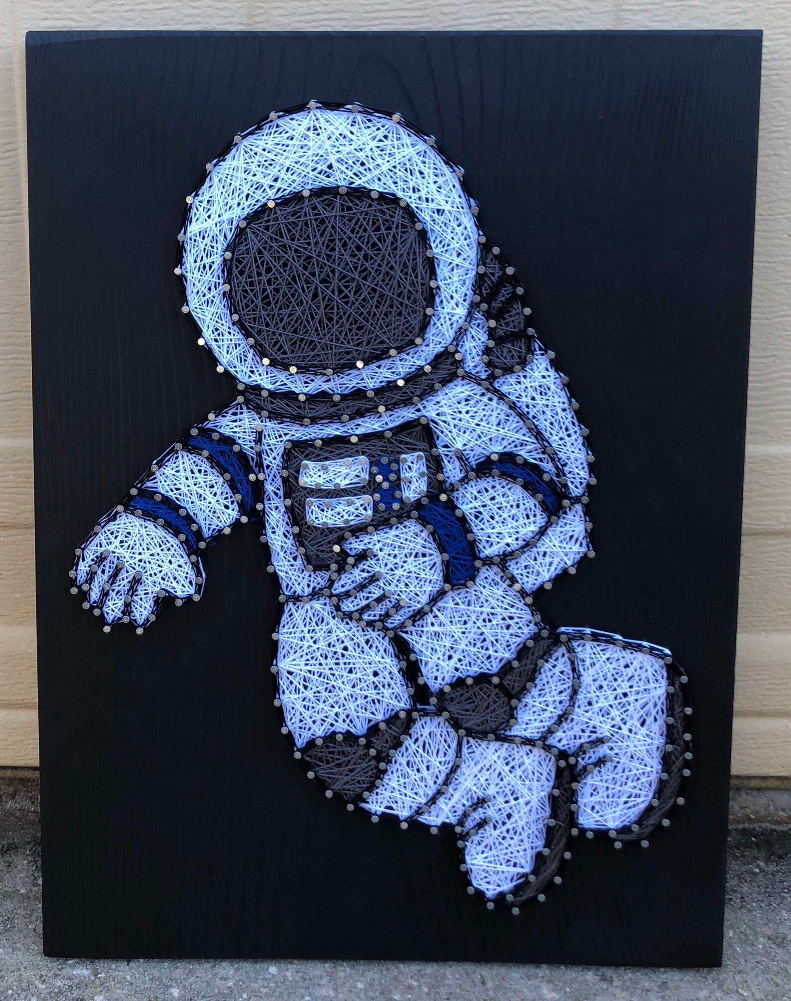 MADE TO ORDER Astronaut String Art Outer Space Bedroom - Etsy