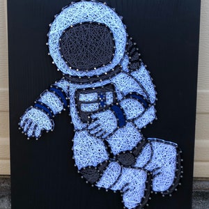 MADE TO ORDER Astronaut String Art, Outer Space Bedroom Decor ...