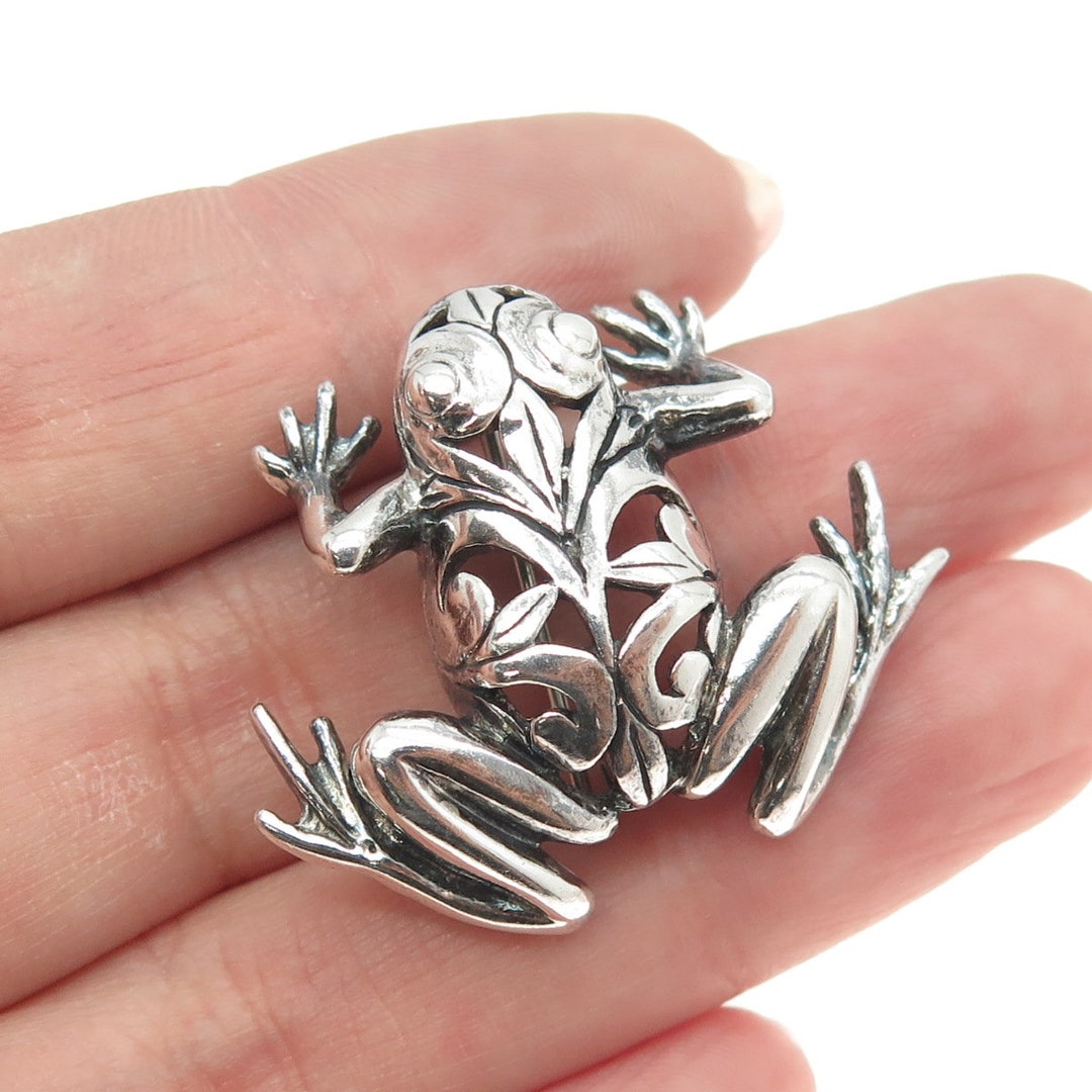 JEZLAINE 925 Sterling Silver Vintage Ornate Frog Good Luck Pin Brooch ...