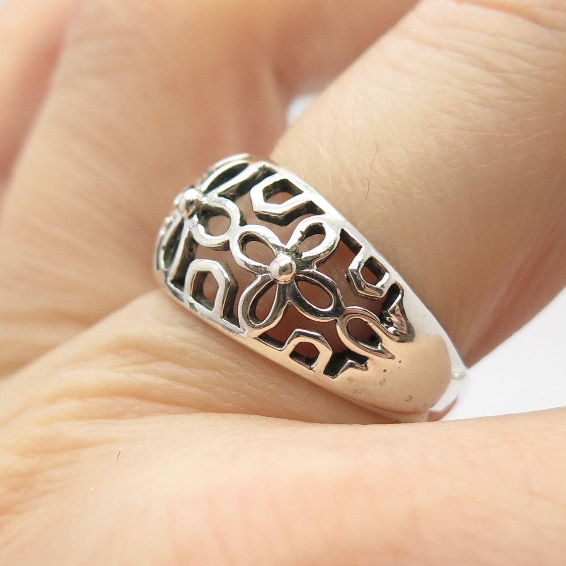 925 Sterling Silver Vintage Cutout Floral Ring Size 8 3/4 - Etsy
