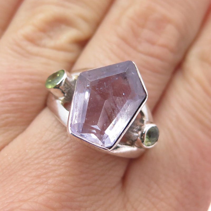 Peridot Modernist Ring - Etsy