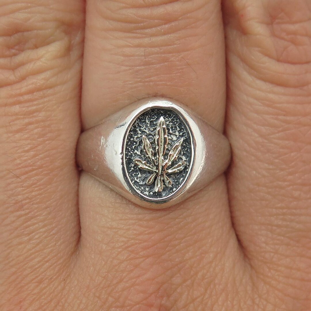 925 Sterling Silver and 10K Gold Vintage Cannabis Leaf Signet Ring Size ...