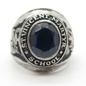 925 Sterling Silver Vintage 1972 Glass St. Vincent Martyr School Ring ...