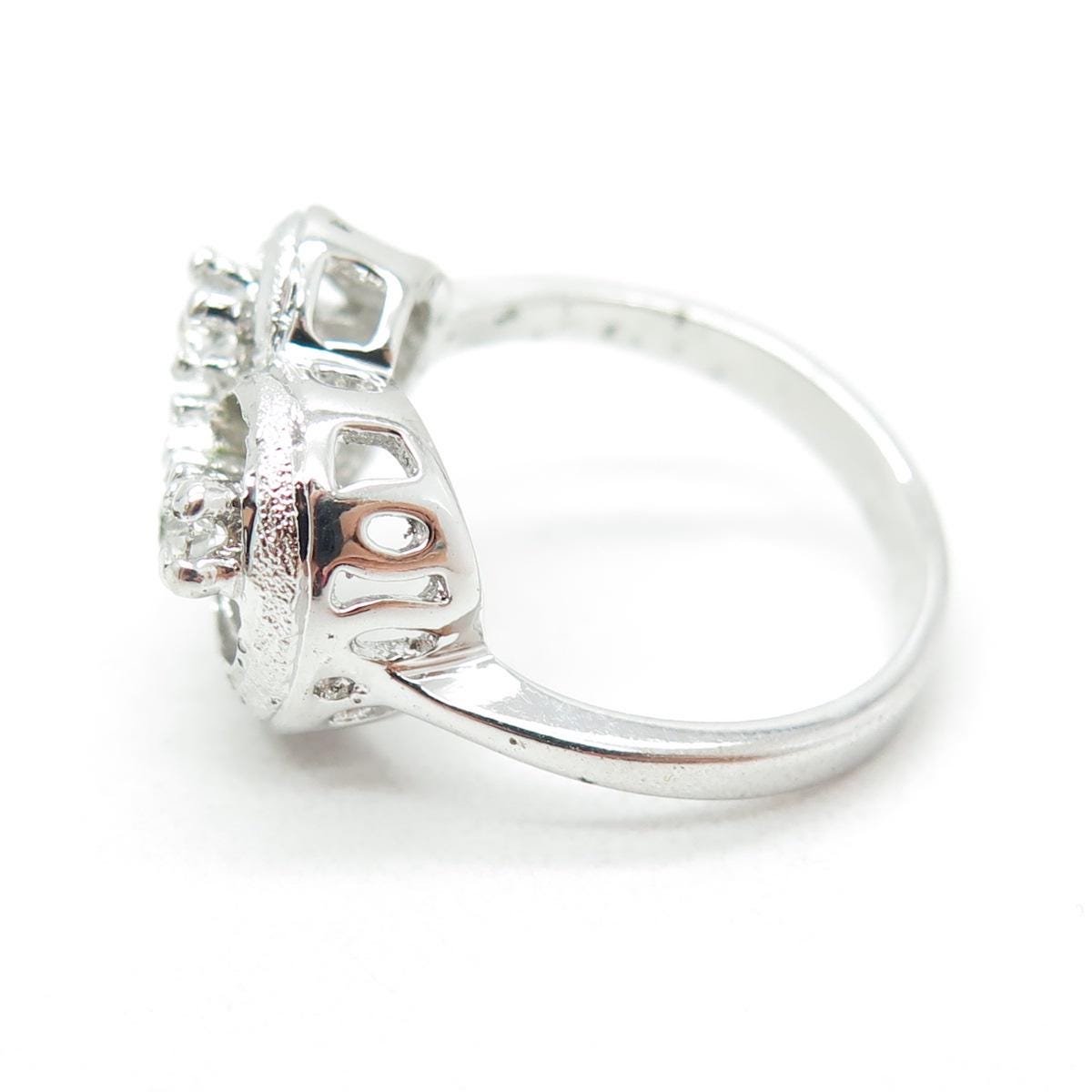 UNCAS 925 Sterling Silver Vintage Round-cut Shaped C Z Heart Ring Size ...