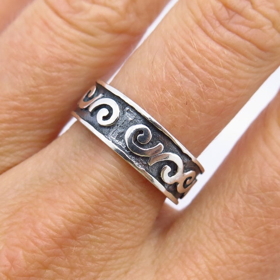 Sterling silver swirl ring store
