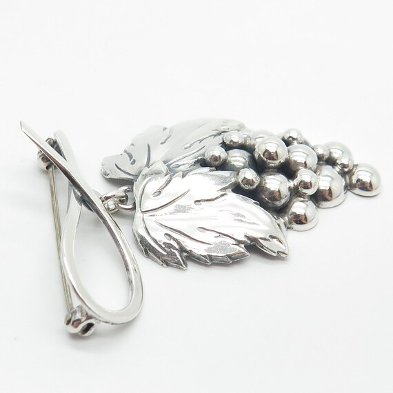 925S Sterling Silver Vintage Bunch of Grapes Pin Broo… - Gem