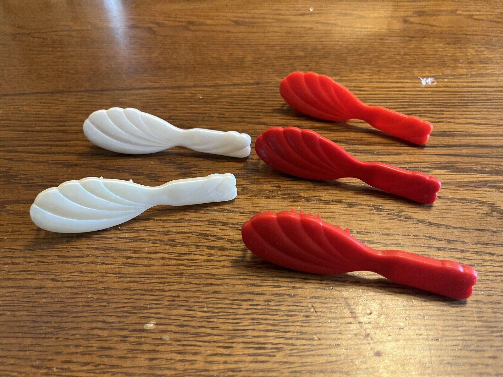 Barbie Shell Brushes Lot of 5 1990s White Pearl Red Mixed Colors Hair ...
