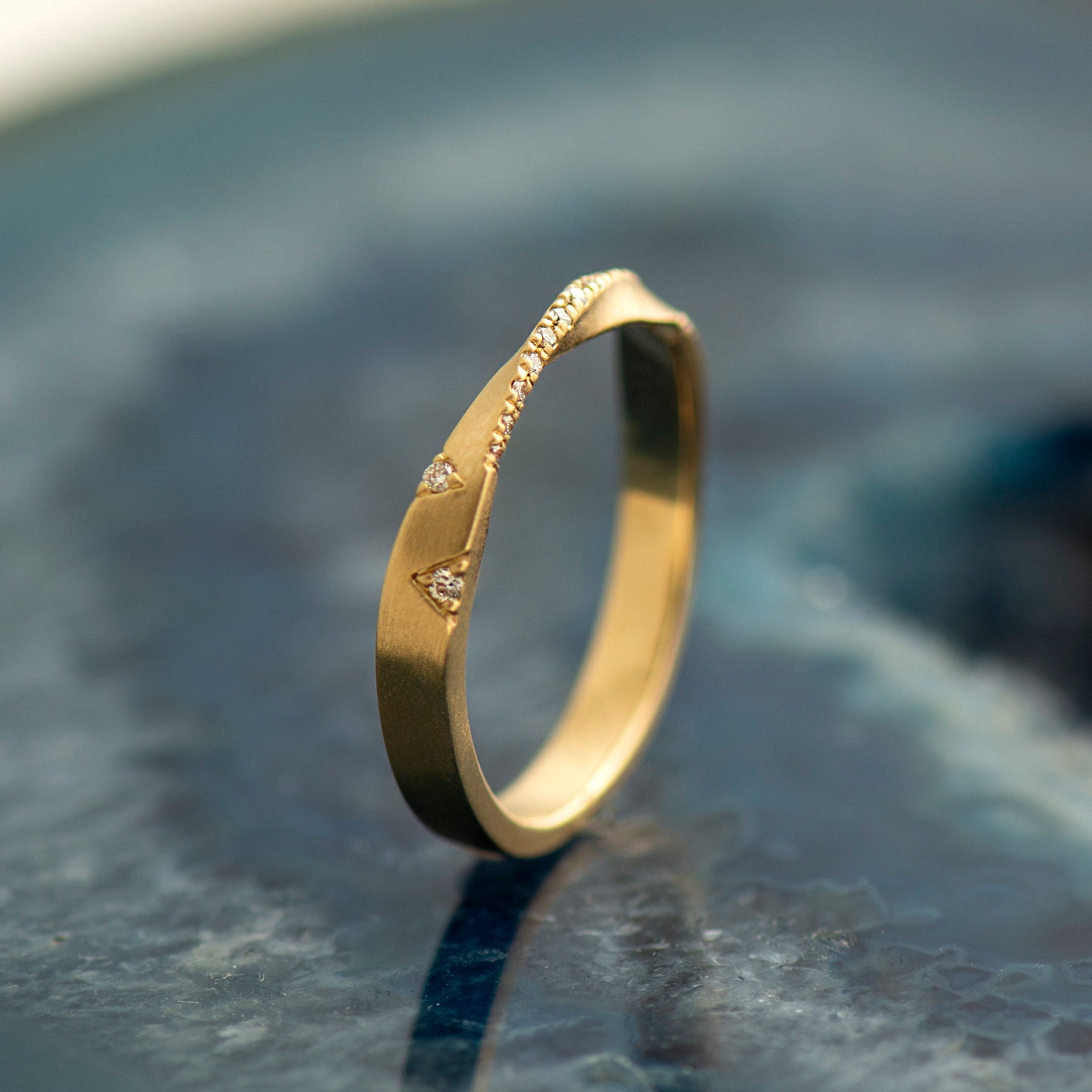 Mobius Wedding Ring 14K / 18K Yellow Gold Mobius Diamond | Etsy