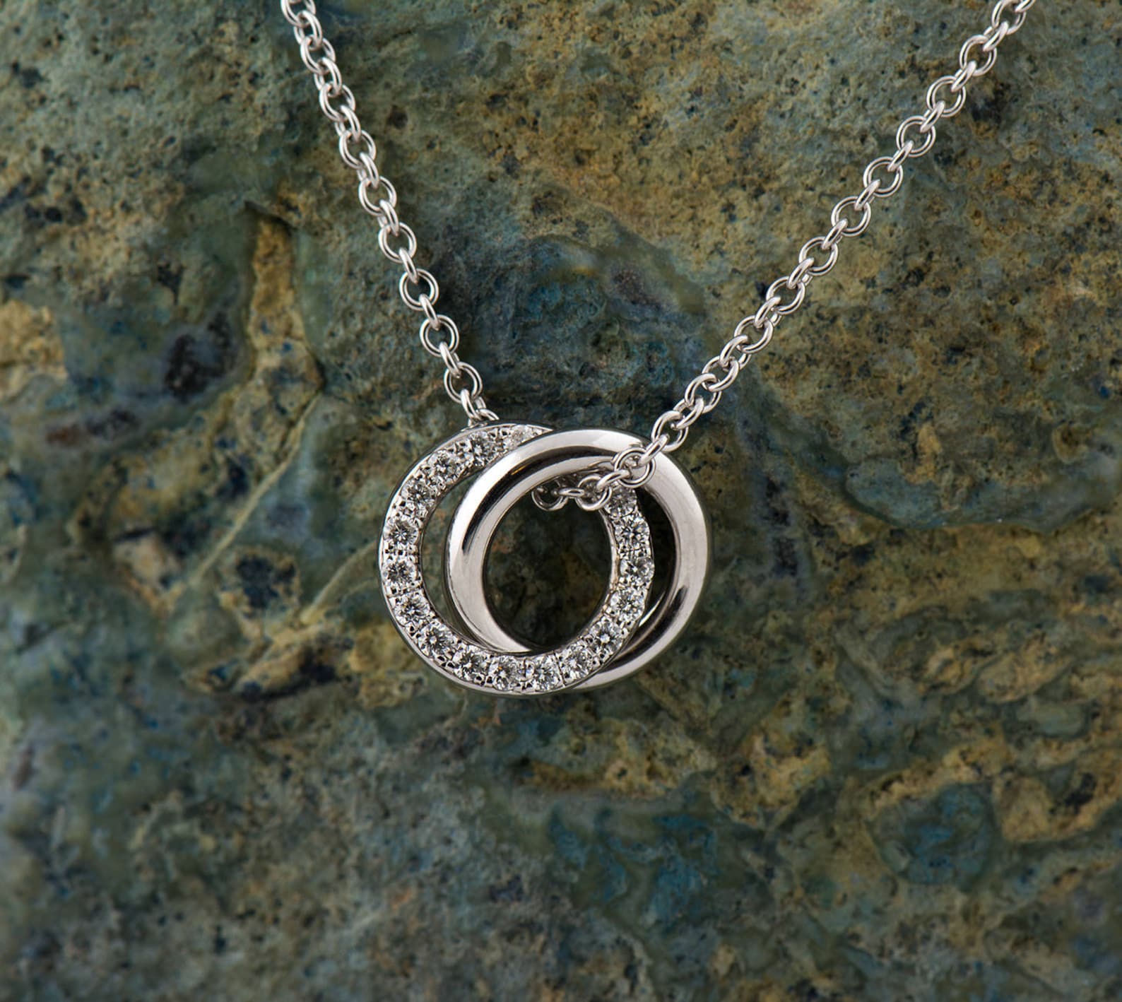 Two Interlocking Necklace 14K / 18K White Gold Necklace - Etsy