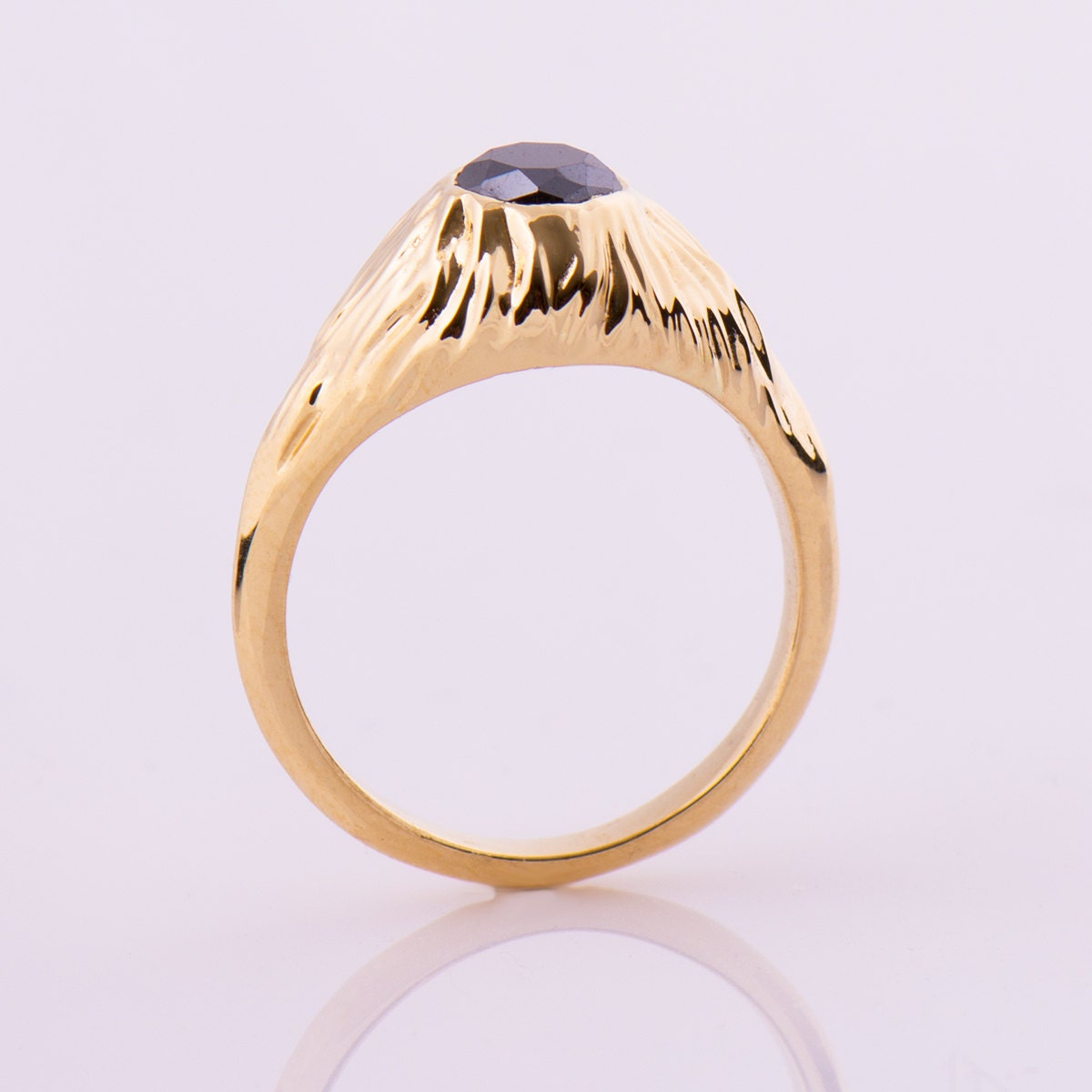 Volcano Black -solitaire, Black Diamond Ring, 18K Yellow Gold ...