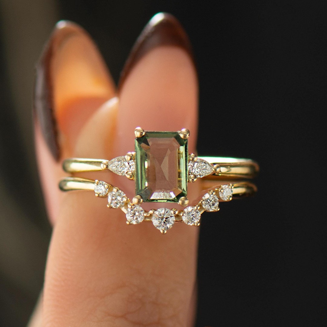 Emerald Cut Green Sapphire Set, 14K / 18k Yellow Gold, Matching Wedding ...