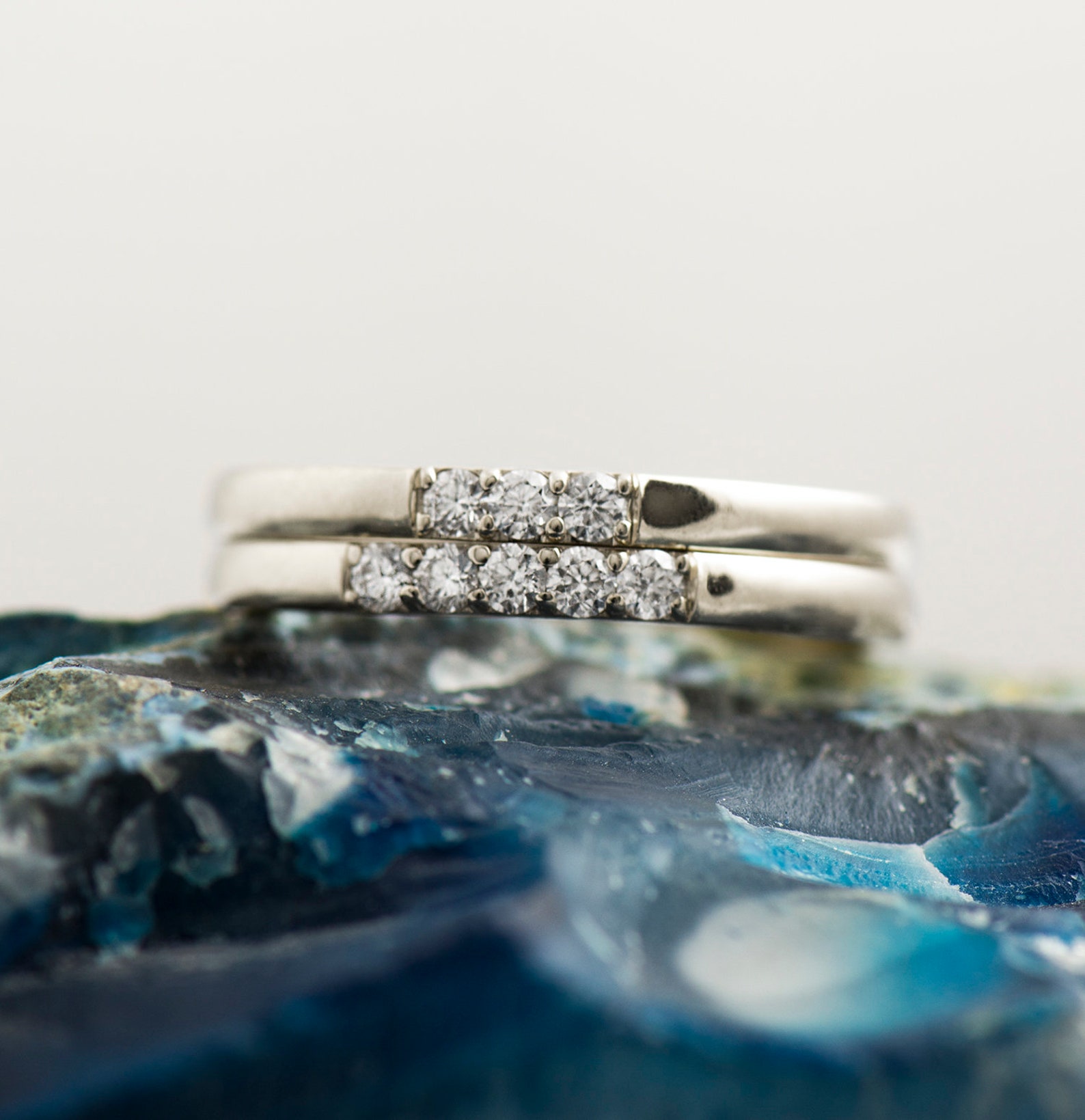 2 Mm Three Diamond Ring 14K / 18k White Gold Smooth Wedding - Etsy