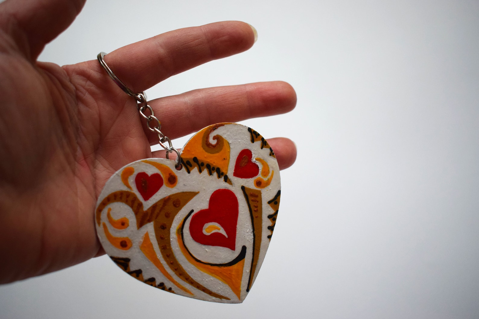 Hand Painted Heart Wooden Heart Keychain Chains Keychain Key - Etsy Israel