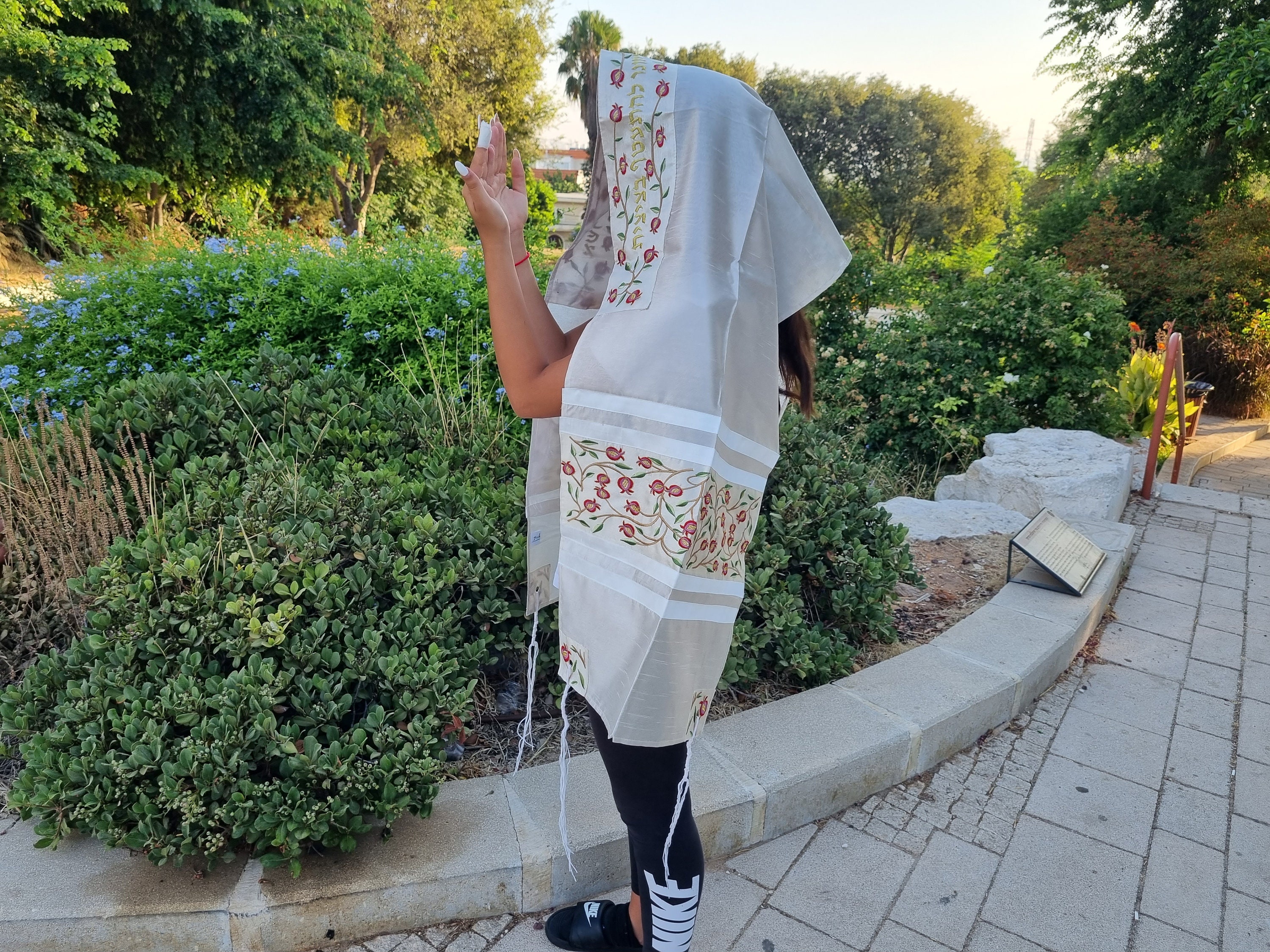 Tallit Talit for Girl Girls Women Favors Bat Mitzvah Gift - Etsy