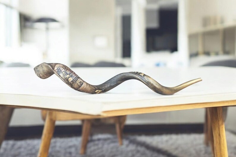 Engraved Kudu Shofar: Jerusalem Design, Yemenite Jewish Horn (51 Inch ...