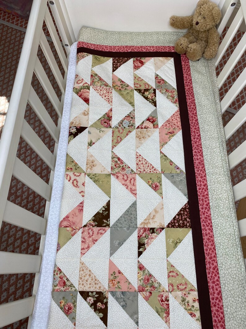 Floral Roses Baby Quilt: Victorian Style, Pink Green Brown (40-1/2 X 34 ...