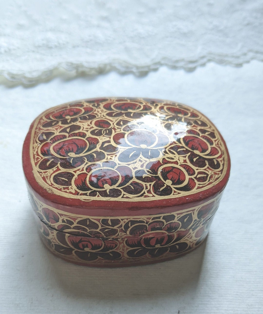 Red Gold Black Lacquer Box. Made in India Trinket Box. Indian Lacquer ...