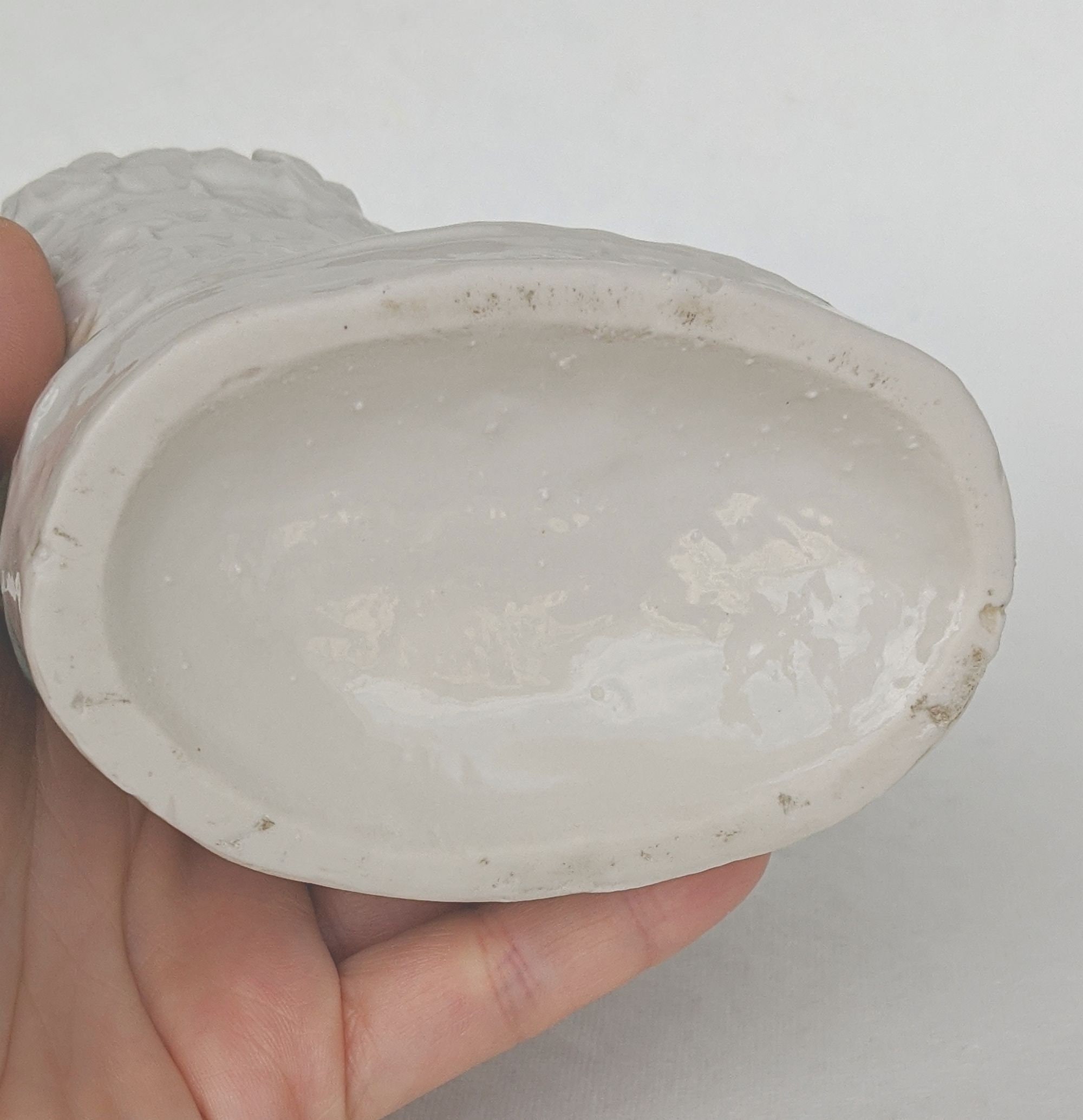 Antike Porzellan Blume Mädchen Vase Figur. Keramik Figur Mädchen mit Blumenkorb. Sammlung ...