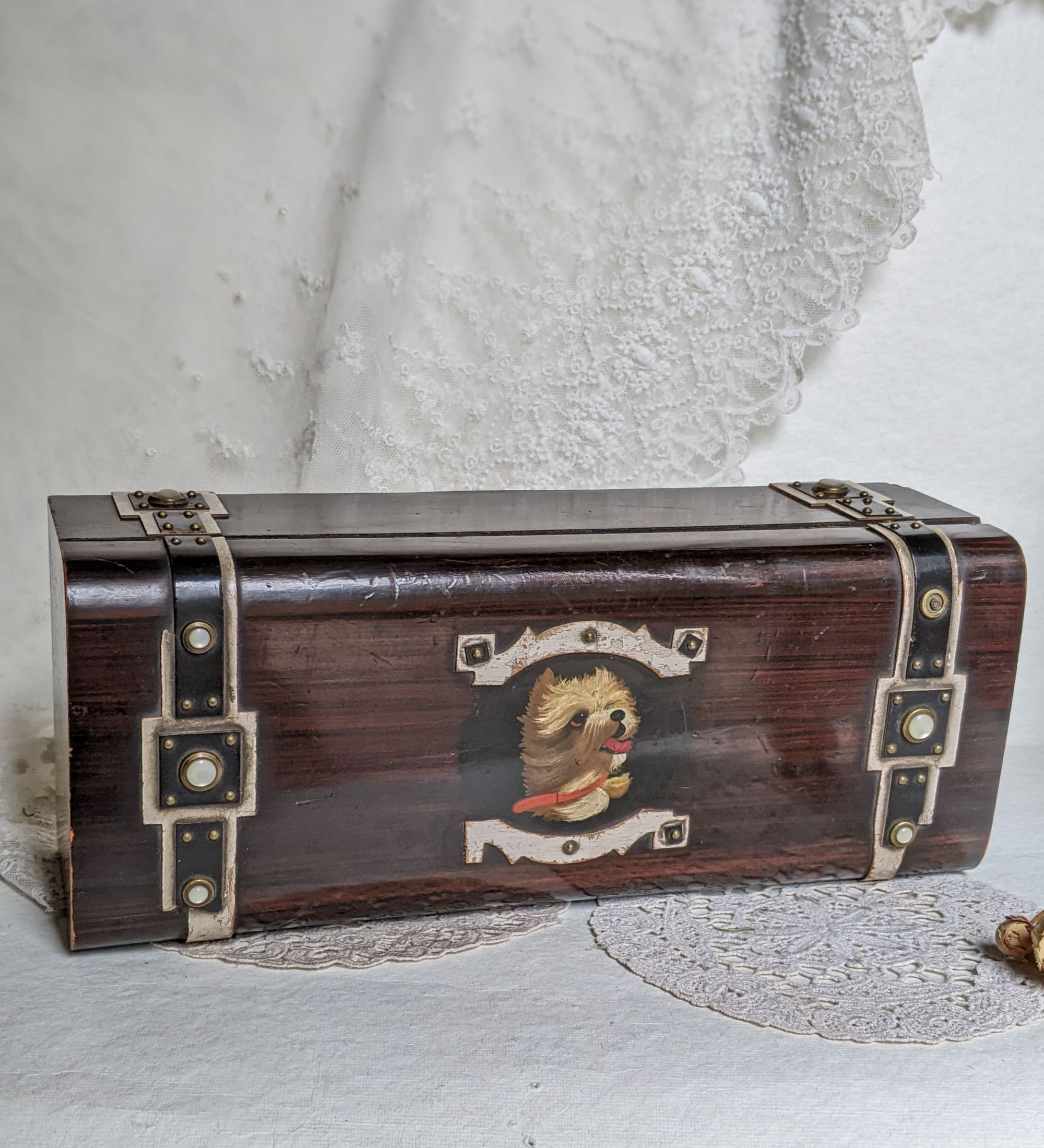 Large Lacquer Glow Box With Dog Painting. Antique Trinket Box. - Etsy