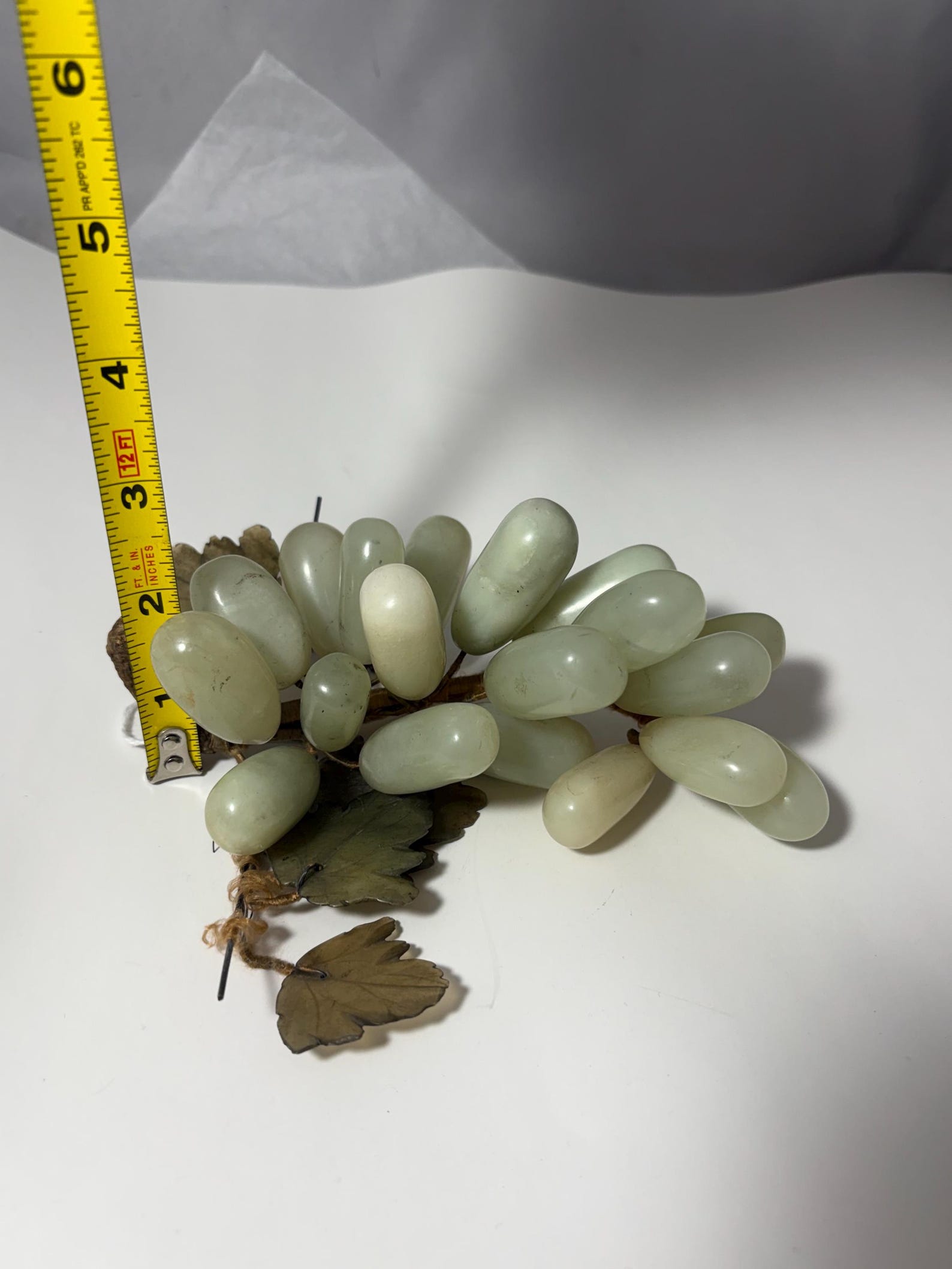 Hand Carved Jade Grapes, Decorative Fruit, Natural Stone Centrepiece ...