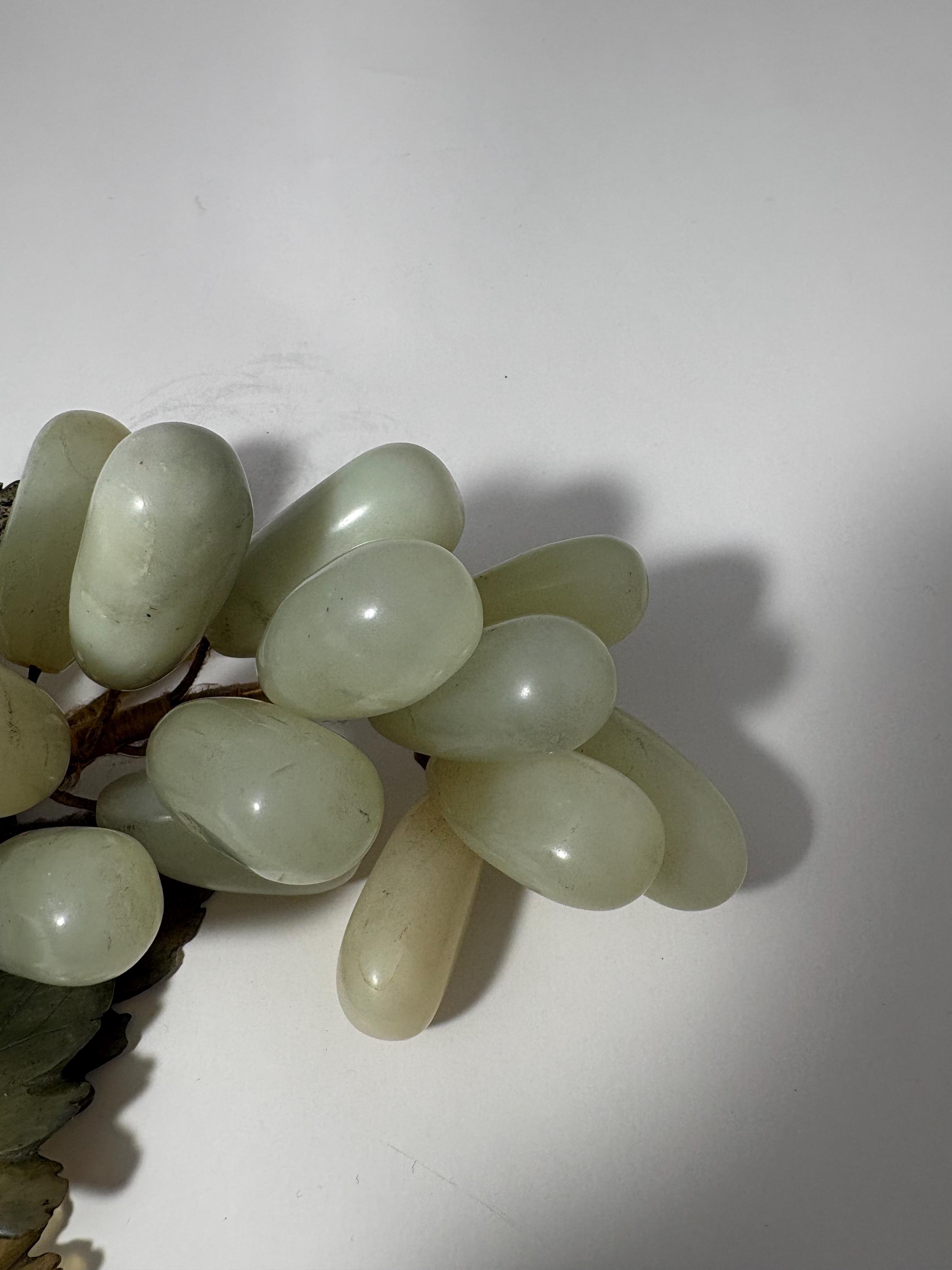 Hand Carved Jade Grapes, Decorative Fruit, Natural Stone Centrepiece ...