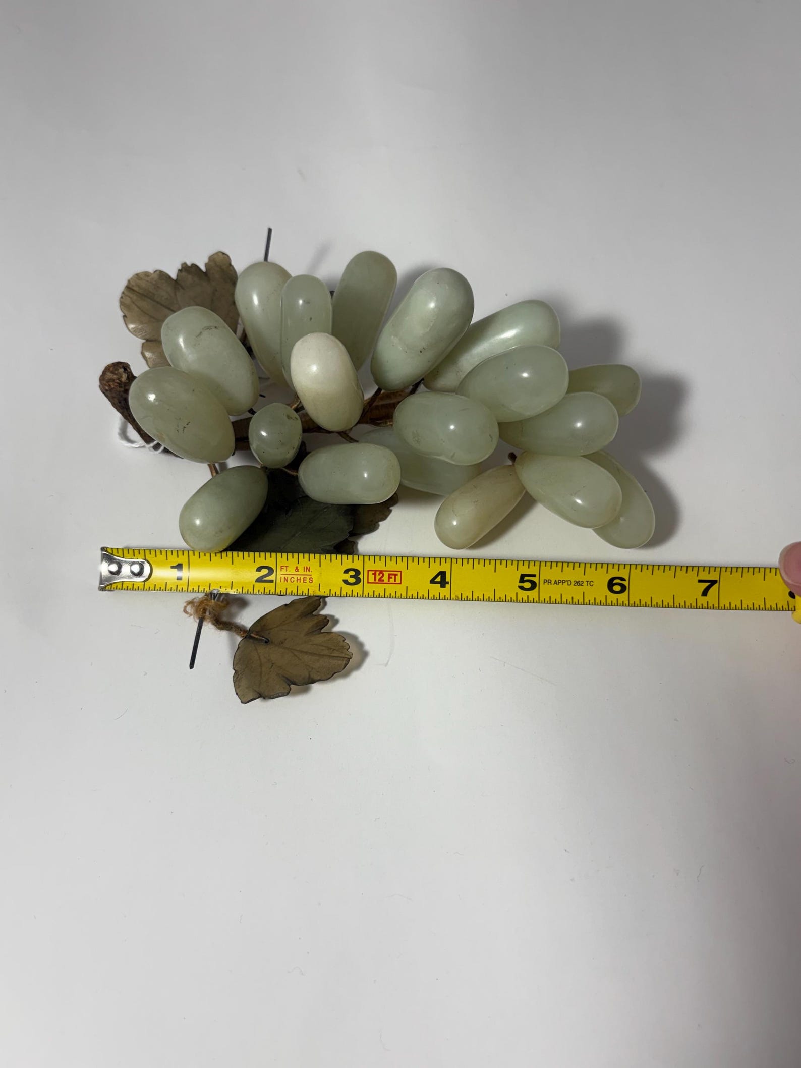 Hand Carved Jade Grapes, Decorative Fruit, Natural Stone Centrepiece ...