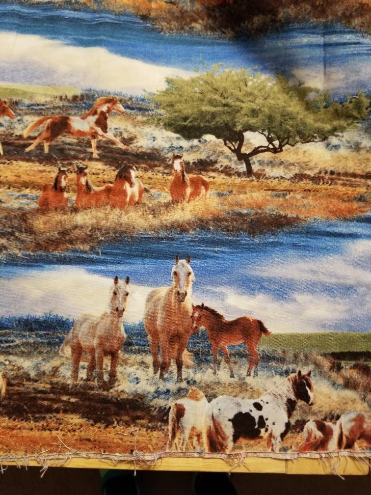 Horse Fabric / Vintage Equine Fabric / Fabric Remnant / 1/4 Yard / 12 x 44