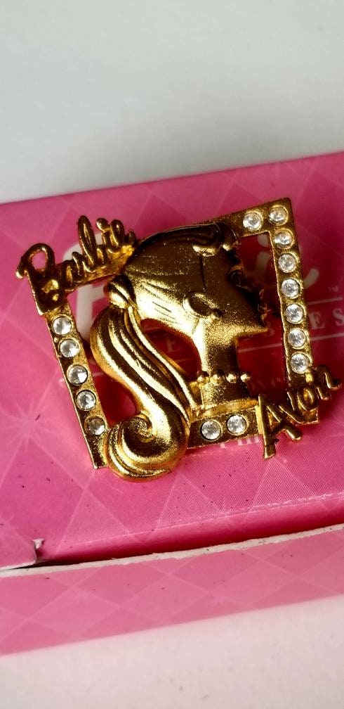 Vintage 1998 AVON Barbie Pin / Avon Loves Barbie / Mattel Barbie Pin ...