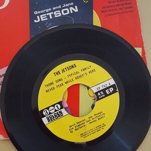 THE JETSONS 45 RPM Record / 3 on 1 Golden Record / Hanna Barbers ...