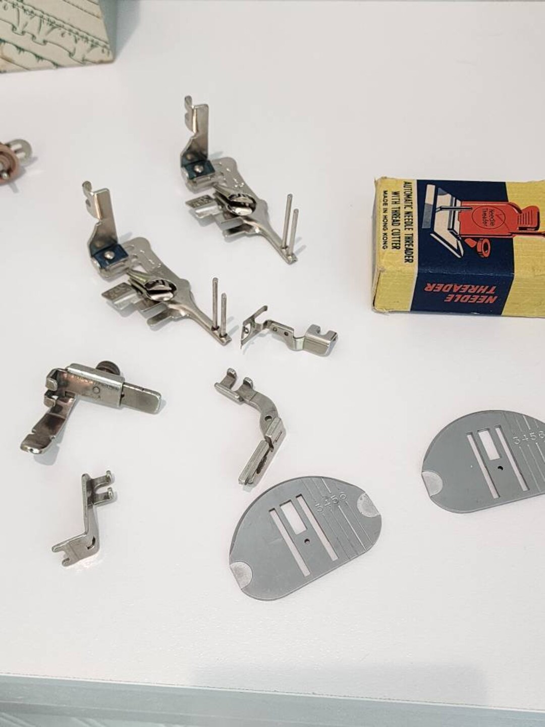 Singer Sewing Machine Feet / Singer Needle Plate 3456 / Sewing Machine ...