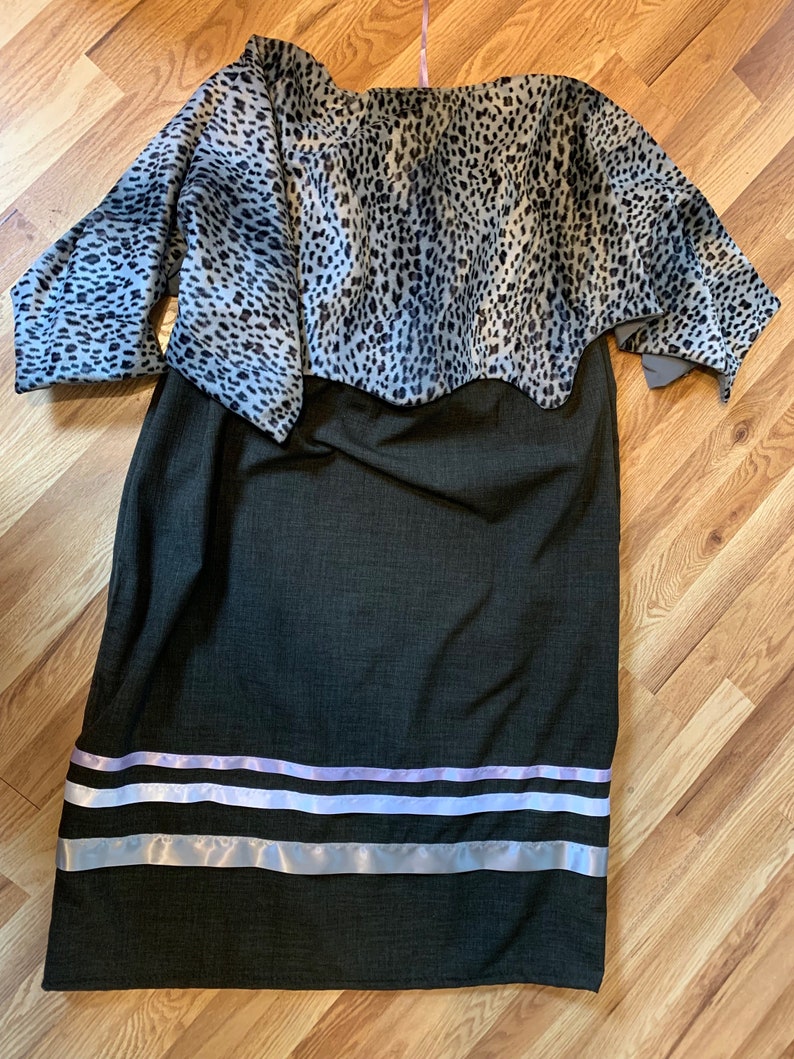 First Nations Eagle Wing Animal Print Dress Regalia, Size XL-XXL. Black ...