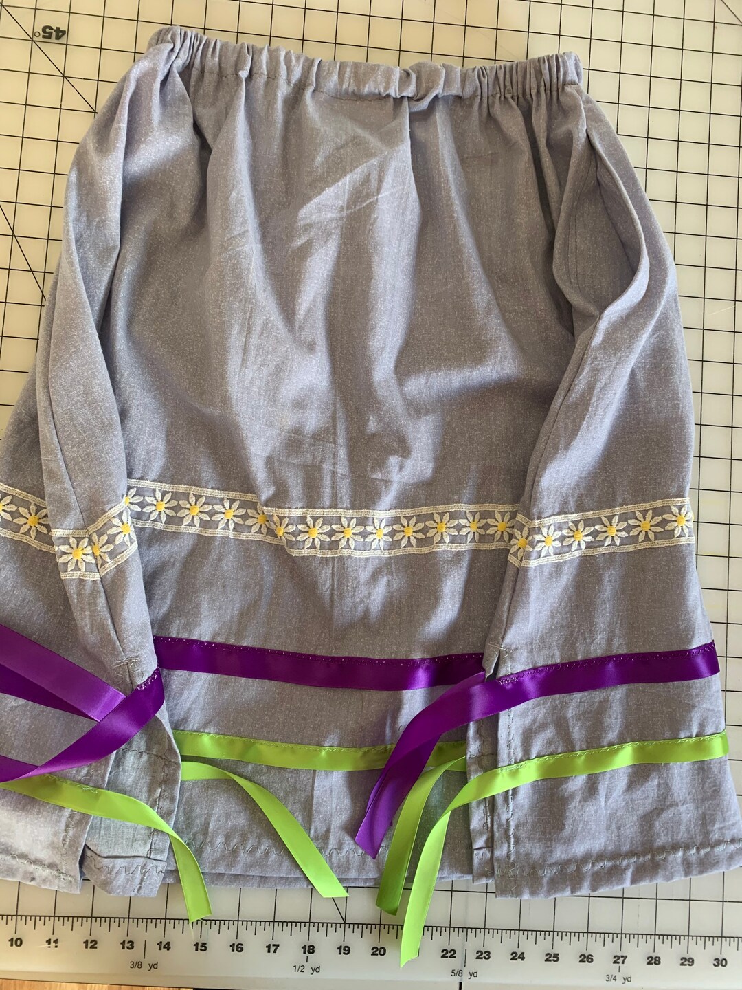 Girls Tribal Pow Wow RIBBON SKIRT Lavender Splash Print With Daisy Trim ...