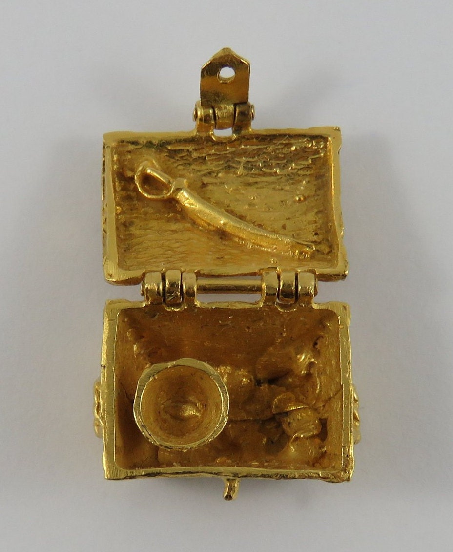 Treasure Chest Full of Loot Mechanical 18K Gold Vintage Charm - Etsy