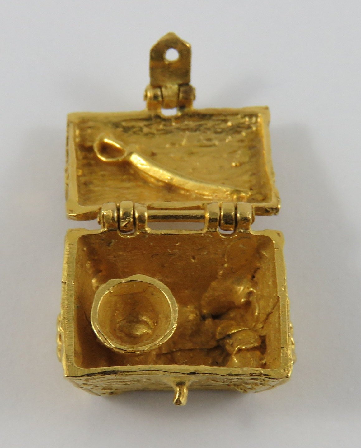 Treasure Chest Full of Loot Mechanical 18K Gold Vintage Charm - Etsy