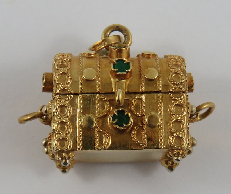 Treasure Chest With Green Stones Mechanical 18K Gold Vintage - Etsy