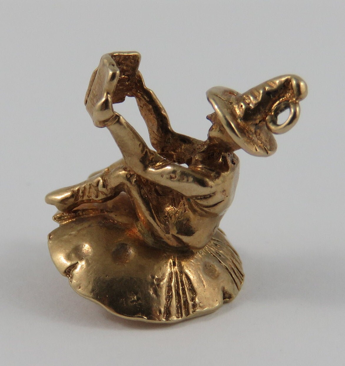 Elf Reading on a Toadstool 9K Gold Vintage Charm For Bracelet | Etsy