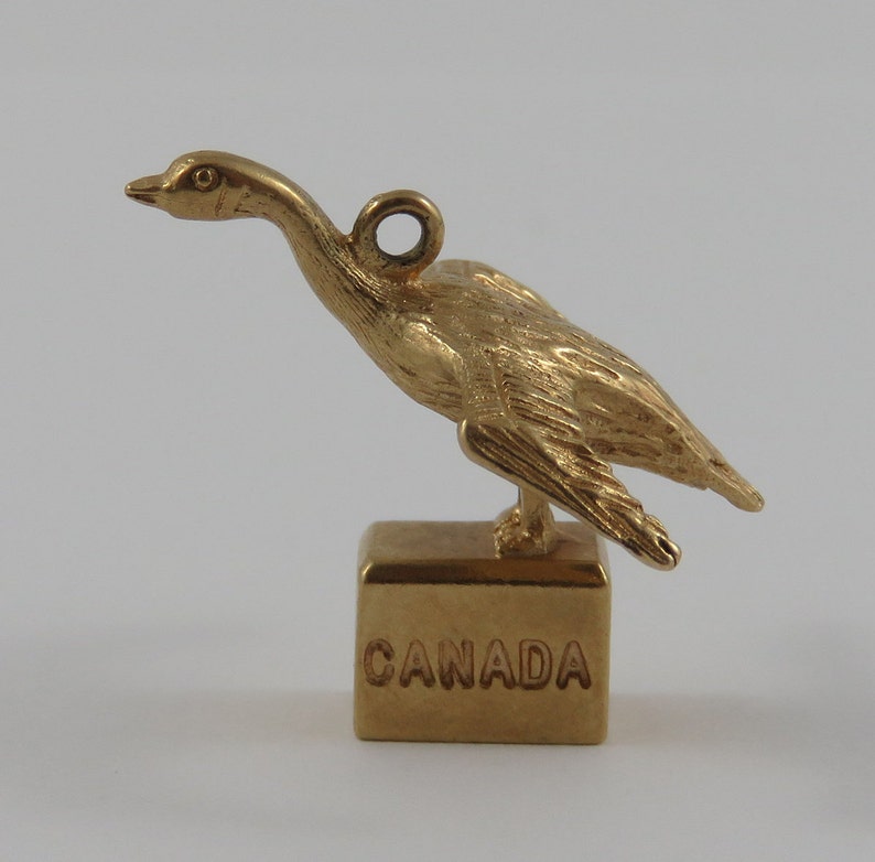 Wawa Canada Goose Statue Wawa Ontario 10K Gold Vintage Charm - Etsy