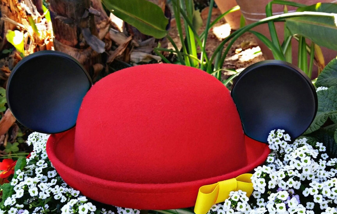 Minnie Mouse Hat • Womens Disneyland Hat • Red Cloche • Original Disney ...