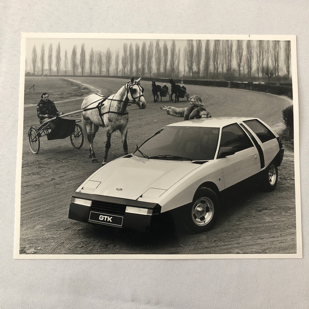 Vintage Fiesta GTK Station Wagon Prototype Design Concept Car Photo ...