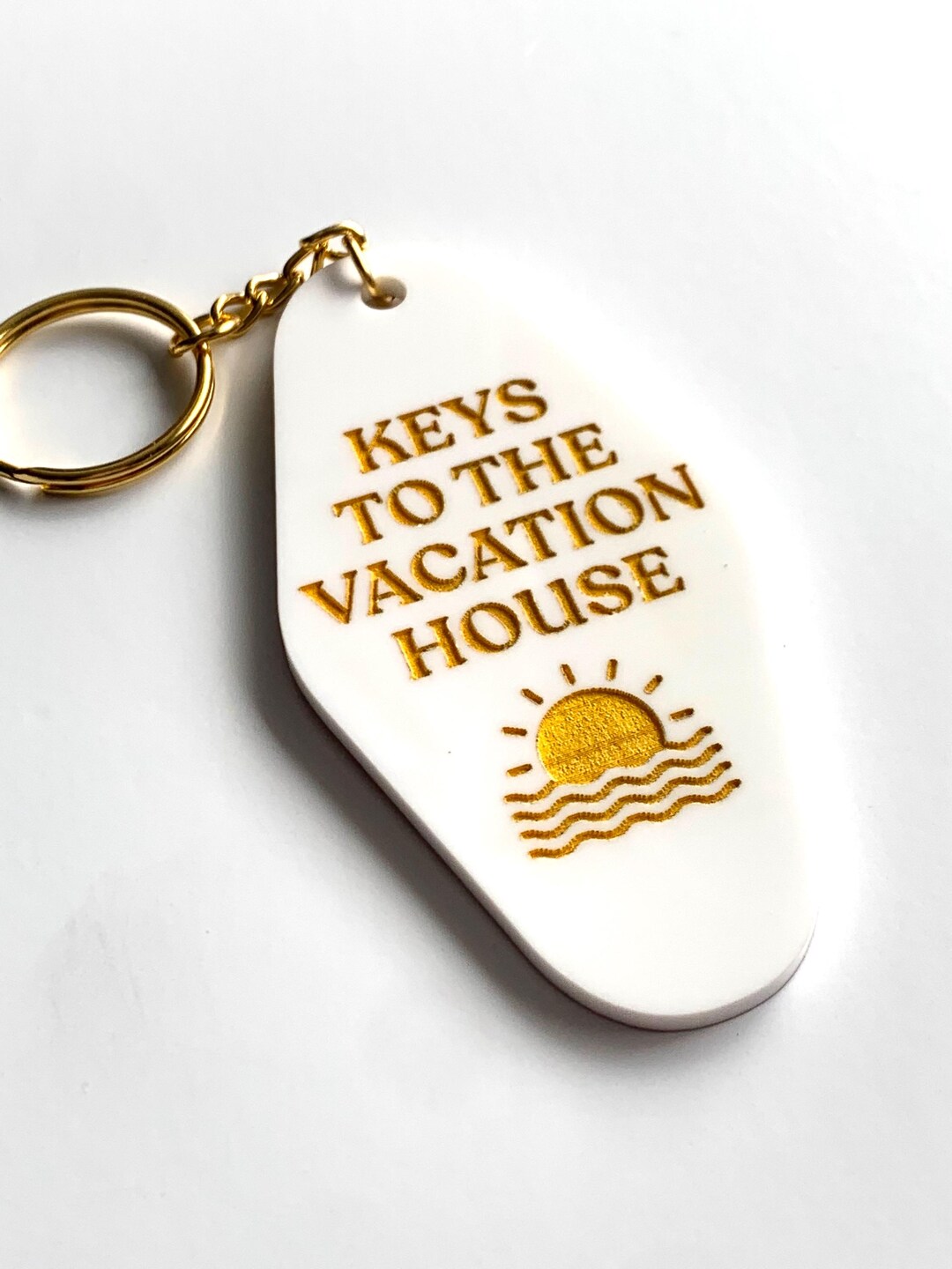 Keys to the Vacation House Engraved Keychain - Etsy
