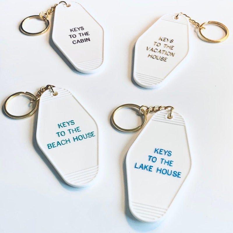 Vintage Beach Key Chain - Etsy