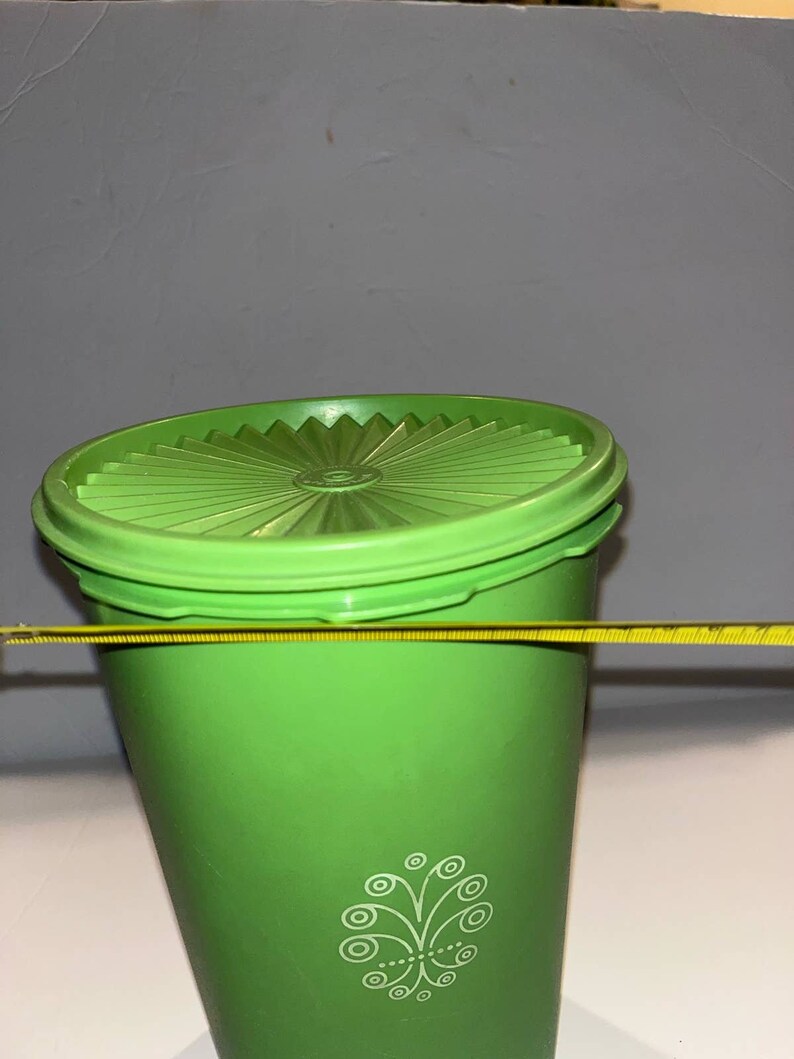 10” Vintage Lime Green Tupperware Canister - Etsy