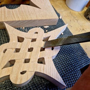 Celtic Knot Wood Carving in Oak - Etsy