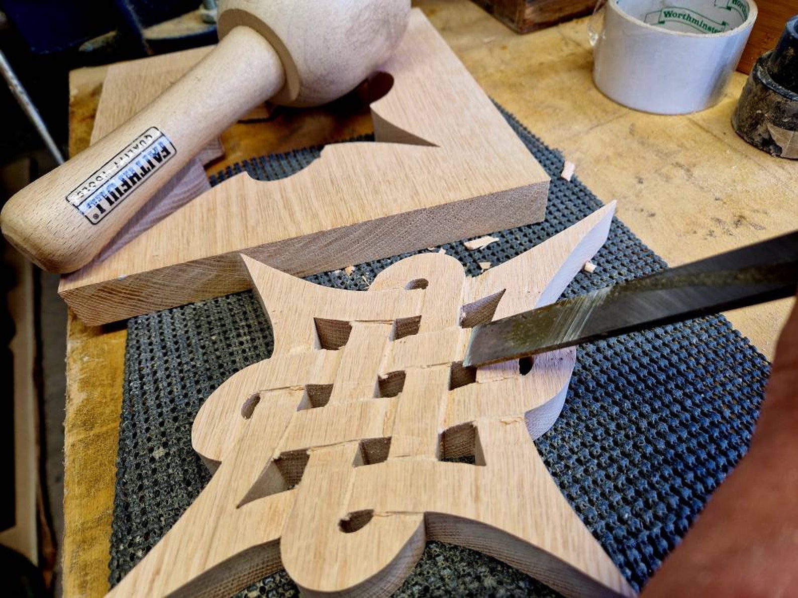 Celtic Knot Wood Carving in Oak - Etsy