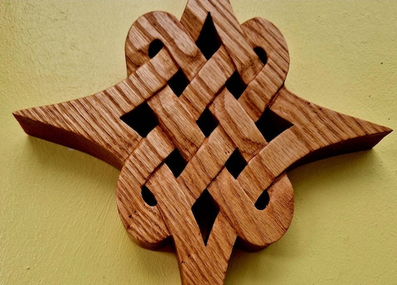 Celtic Knot Wood Carving in Oak - Etsy