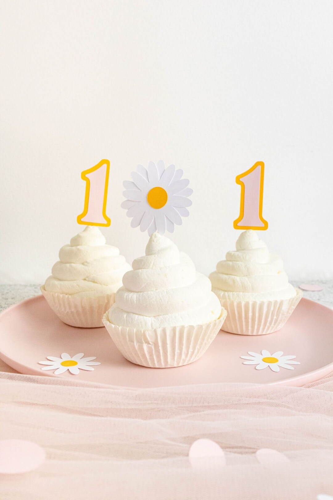 Daisy Cupcake Toppers, Boho Party, Daisy First Birthday, Retro Party ...
