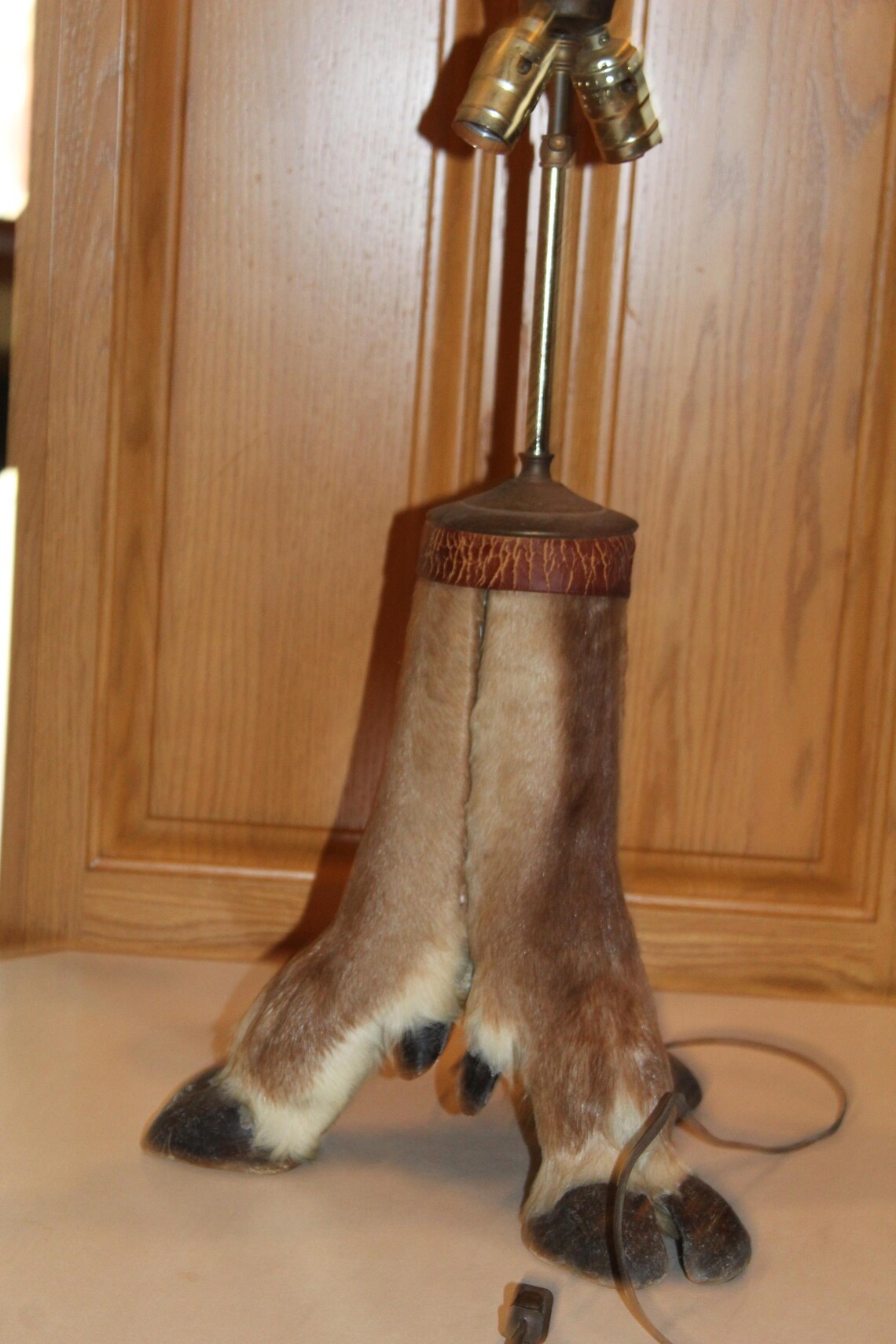 Caribou Feet Table Lamp Taxidermy Log Cabin Decor Whitetail Deer Mule ...