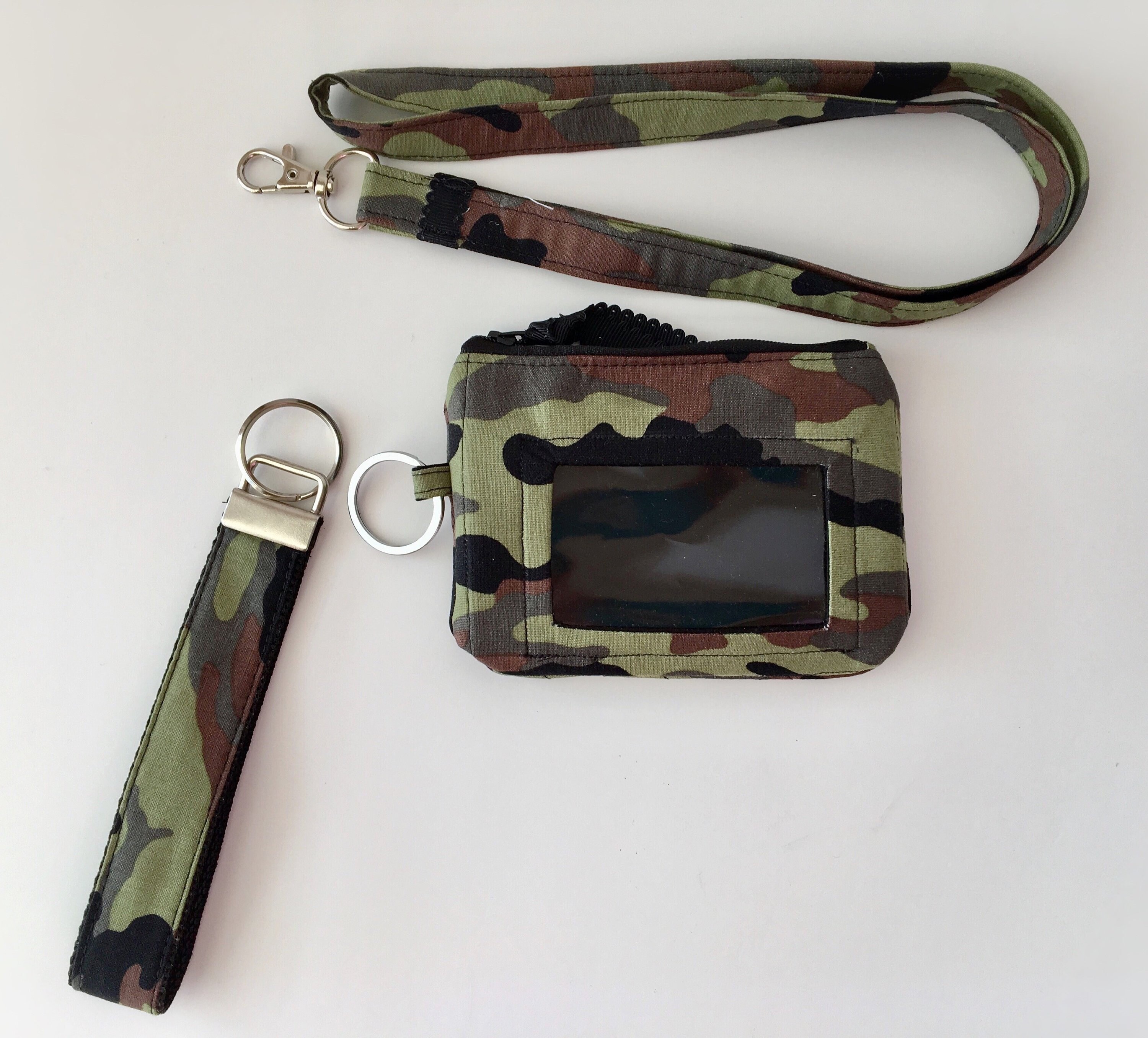 Zip ID Case Personalized Keychains Monogramed Lanyards Camouflage ID ...