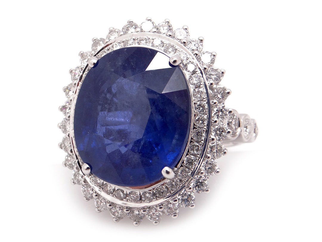 Spectacular M. Christoff 18k White Gold 13.57ct Oval Blue Sapphire ...